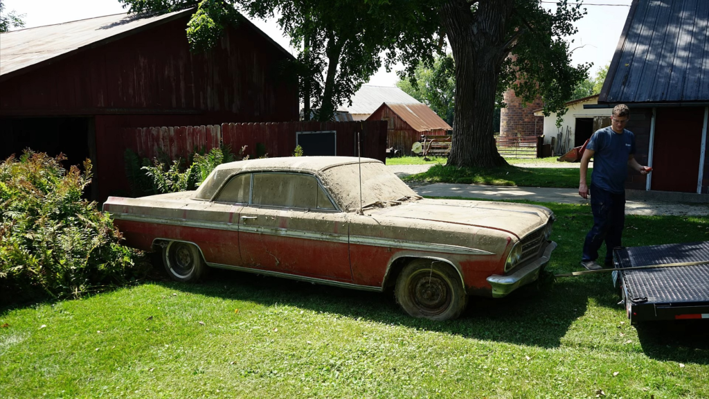 Rare '63 Oldsmobile Jetfire Emerges After 50 Years in a Barn - Daily Info