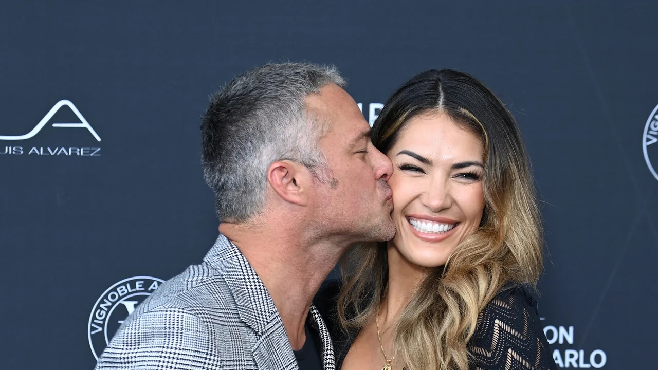 Taylor Kinney of 'Chicago Fire' Marries Ashley Cruger Following Two ...